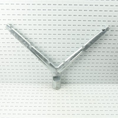 Chain Link 2" [1 7/8" OD] x 1 5/8" 6-Strand 45 Degree Barb Wire Arm - V ...